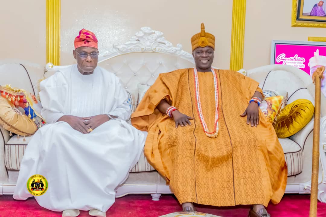 Olowu Greets Obasanjo At 88 .. Describes The Former President As A ...