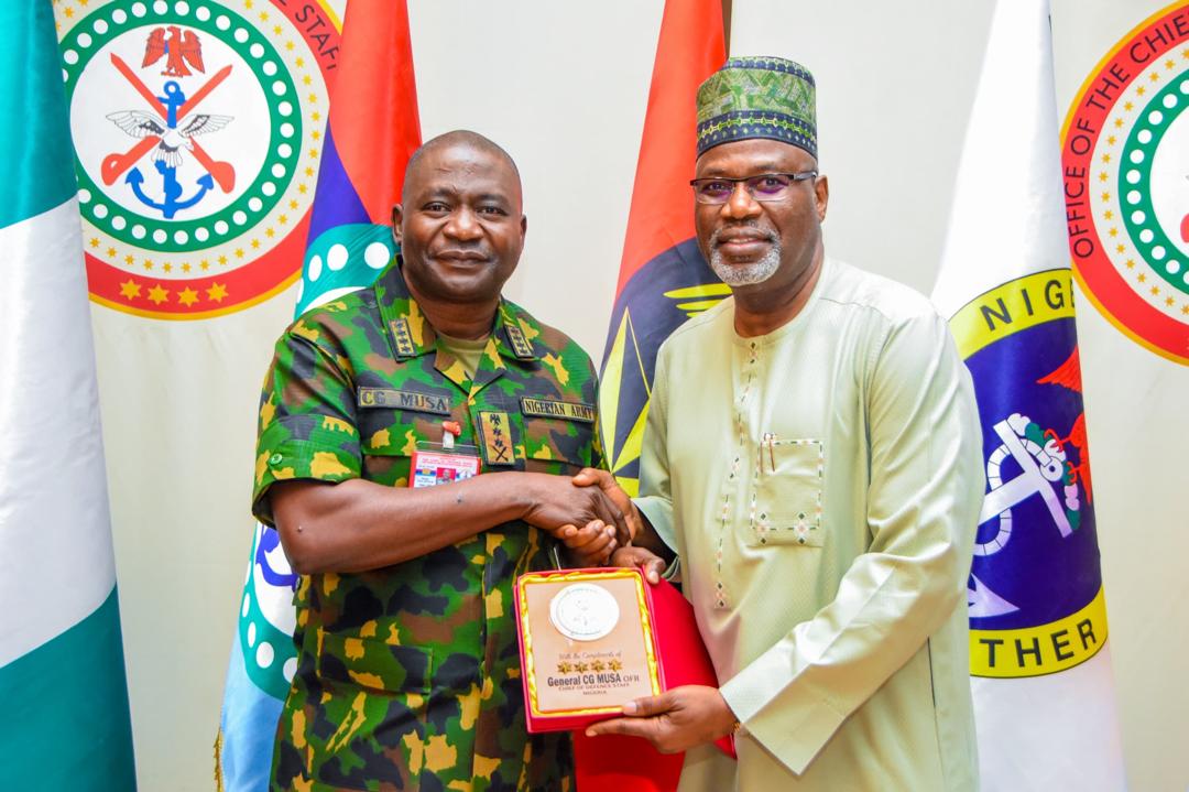 Chief Of Army Staff Honours Musa Kida On His Contributions To Growth Of ...